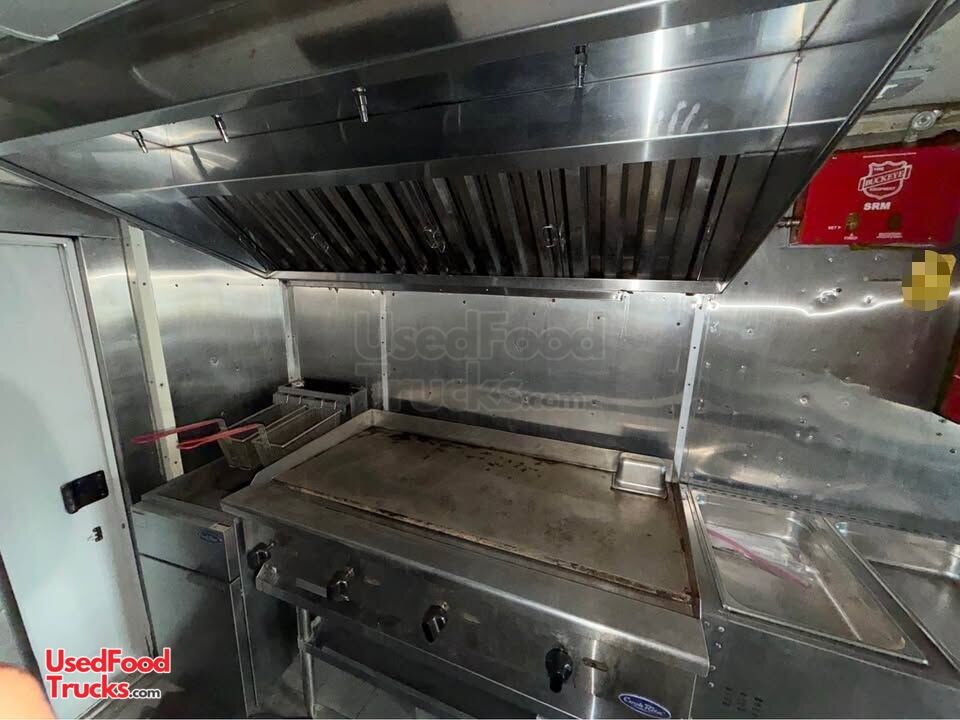 Well Equipped - Freightliner All-Purpose Food Truck with Fire ...