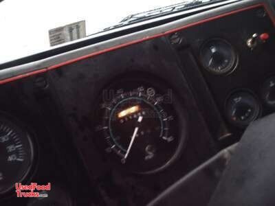 1988 Ford Cargo 6000 Concession / Ice Cream Vending Truck