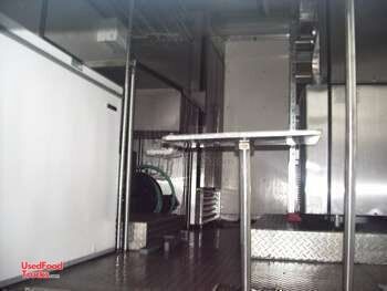 1988 Ford Cargo 6000 Concession / Ice Cream Vending Truck