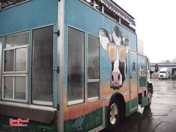 1988 Ford Cargo 6000 Concession / Ice Cream Vending Truck