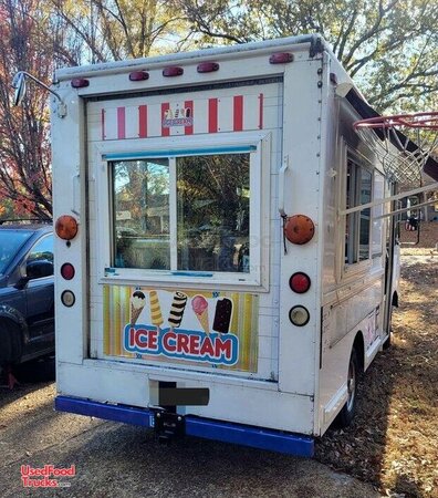 Used - 17' Chevrolet Utilimaster Step Van Ice Cream Truck | Mobile Ice ...