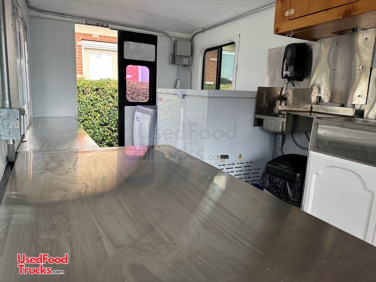 Well-Maintained Chevrolet P30 Shaved Ice & Ice Cream Truck with HCD ...