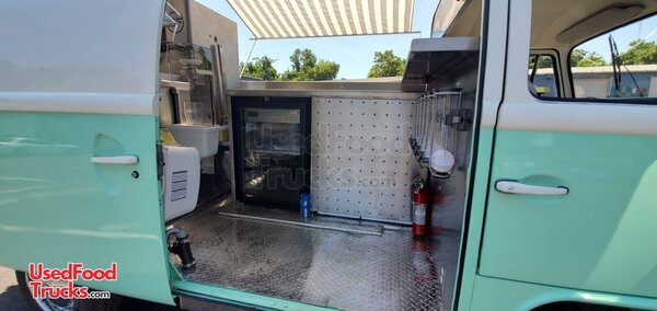 Hipster Retro-Style Volkswagen VW Bus Ice Cream Truck