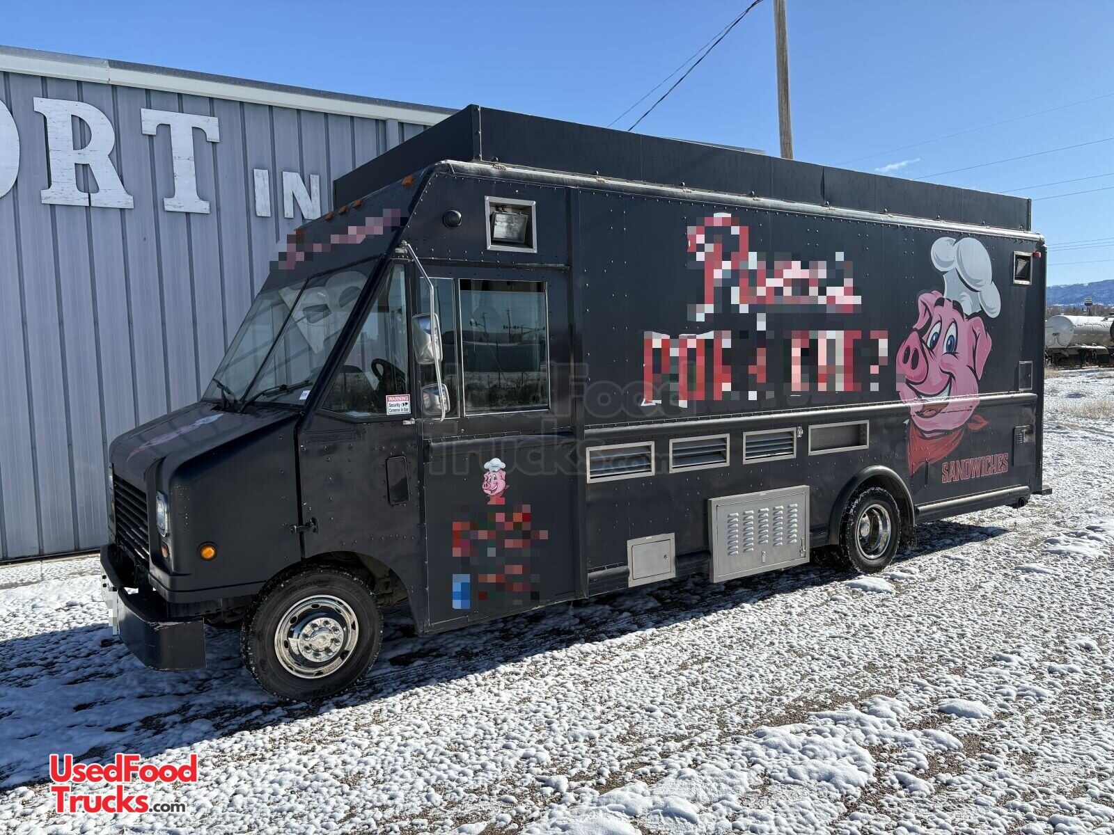 2006 27' Utilimaster All-Purpose Food Truck with Fire Suppression System