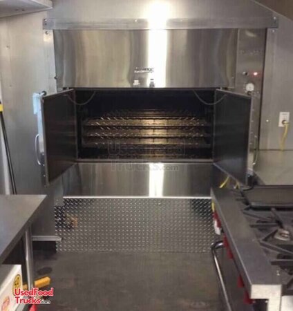 Well Equipped - Commercial Barbecue Food Trailer | Concession Trailer